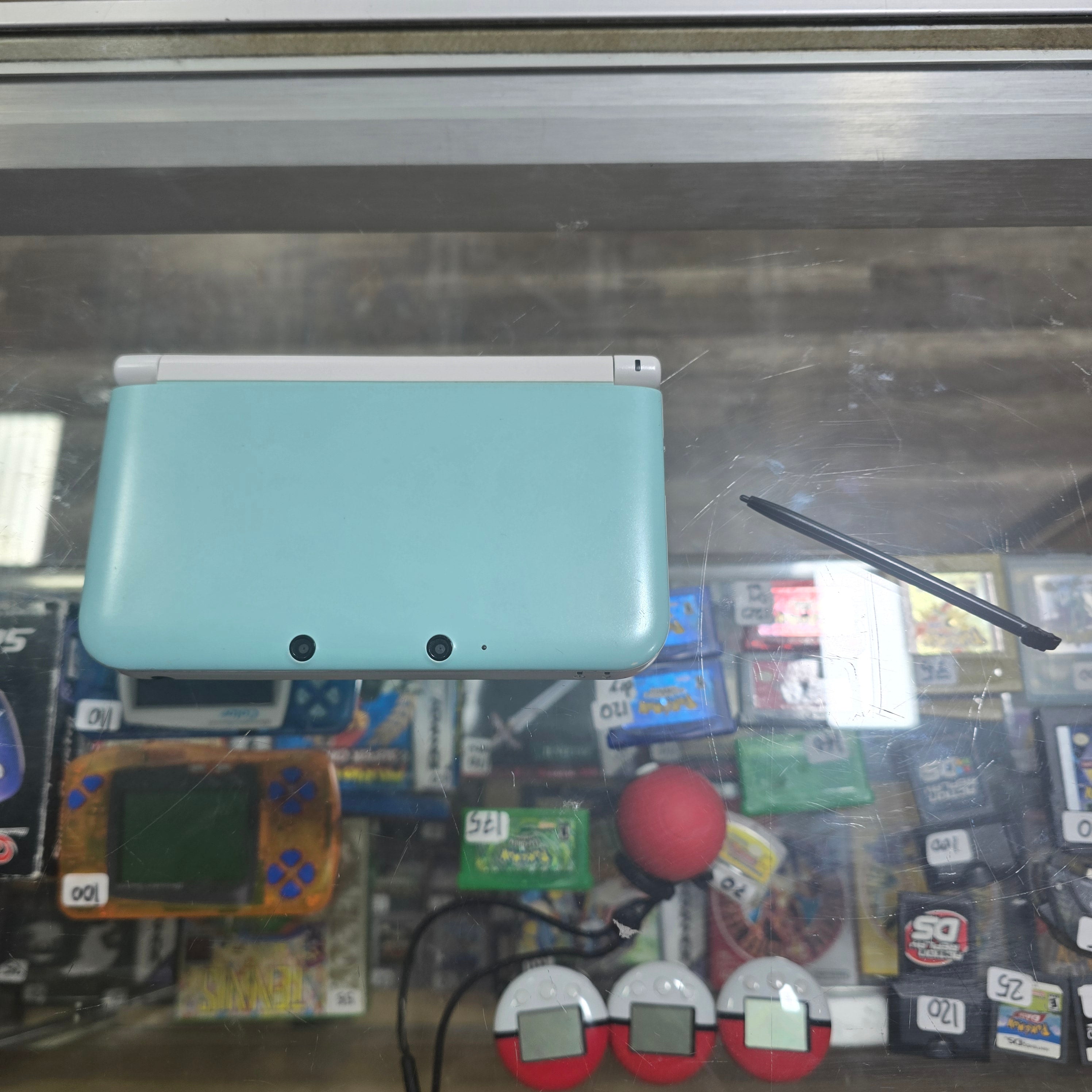 Nintendo 3DS LL Mint + White Handheld System with Digital Games and Ch ...