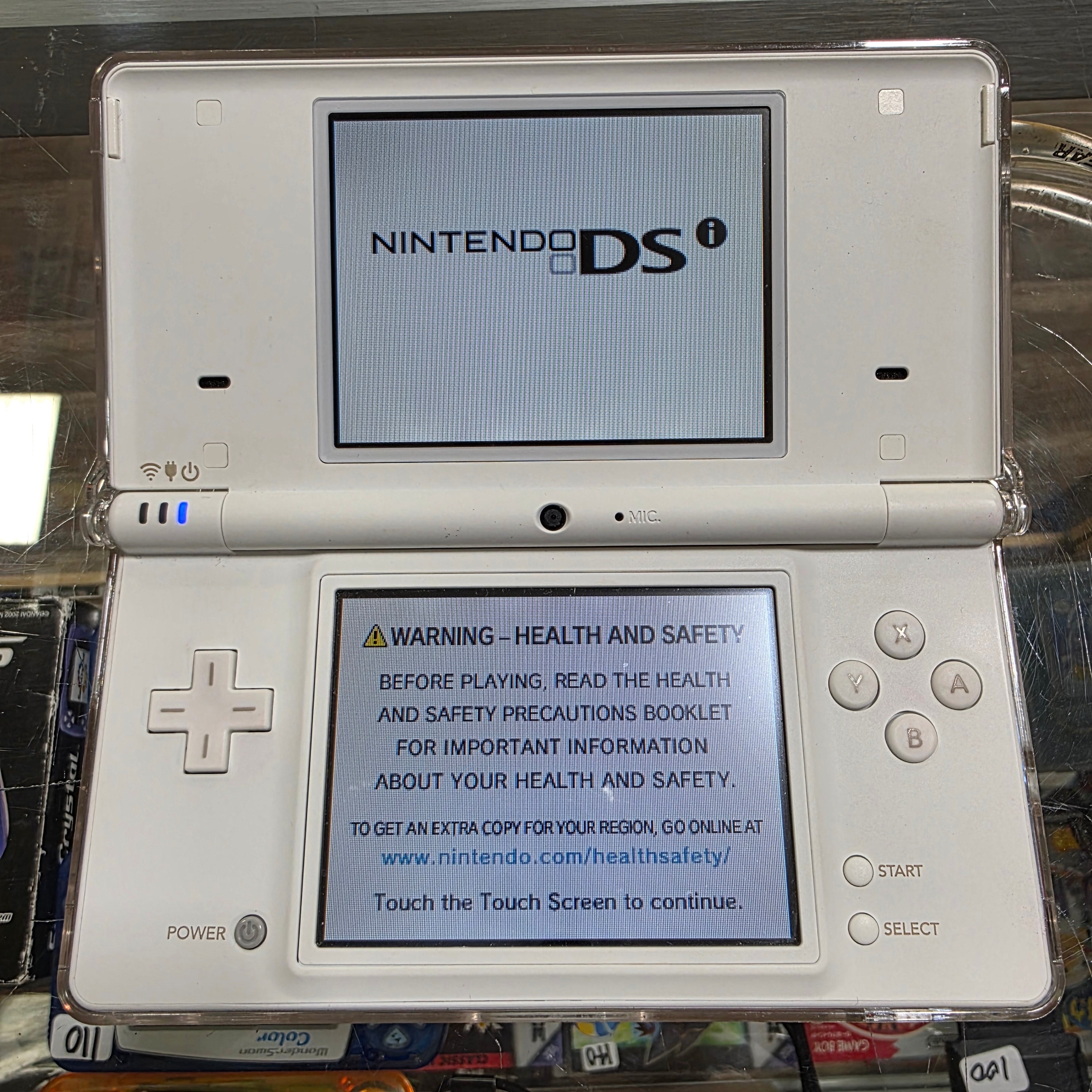 White Nintendo DSi System [With Charger] – buttondelight